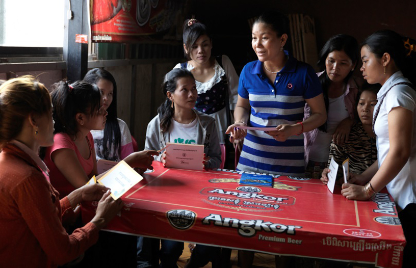 The many faces of a Cambodian entertainment worker | UNAIDS Asia-Pacific